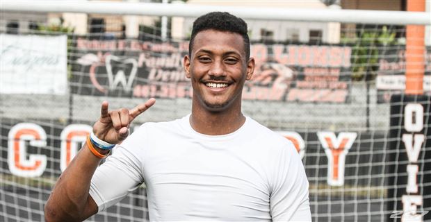 A complete look at Texas' 2017 recruiting class