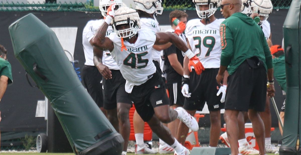 VIDEO: DE Mitchell Agude practice drills