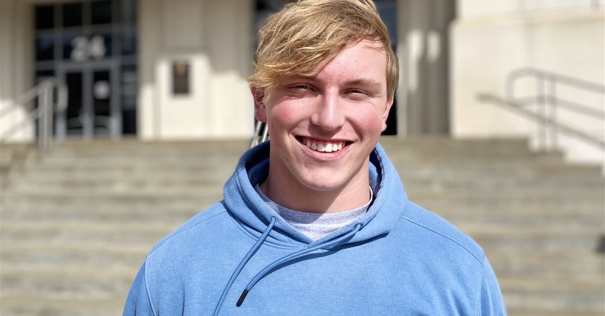 Where will three-star O-lineman Harrison Cluff visit this spring?