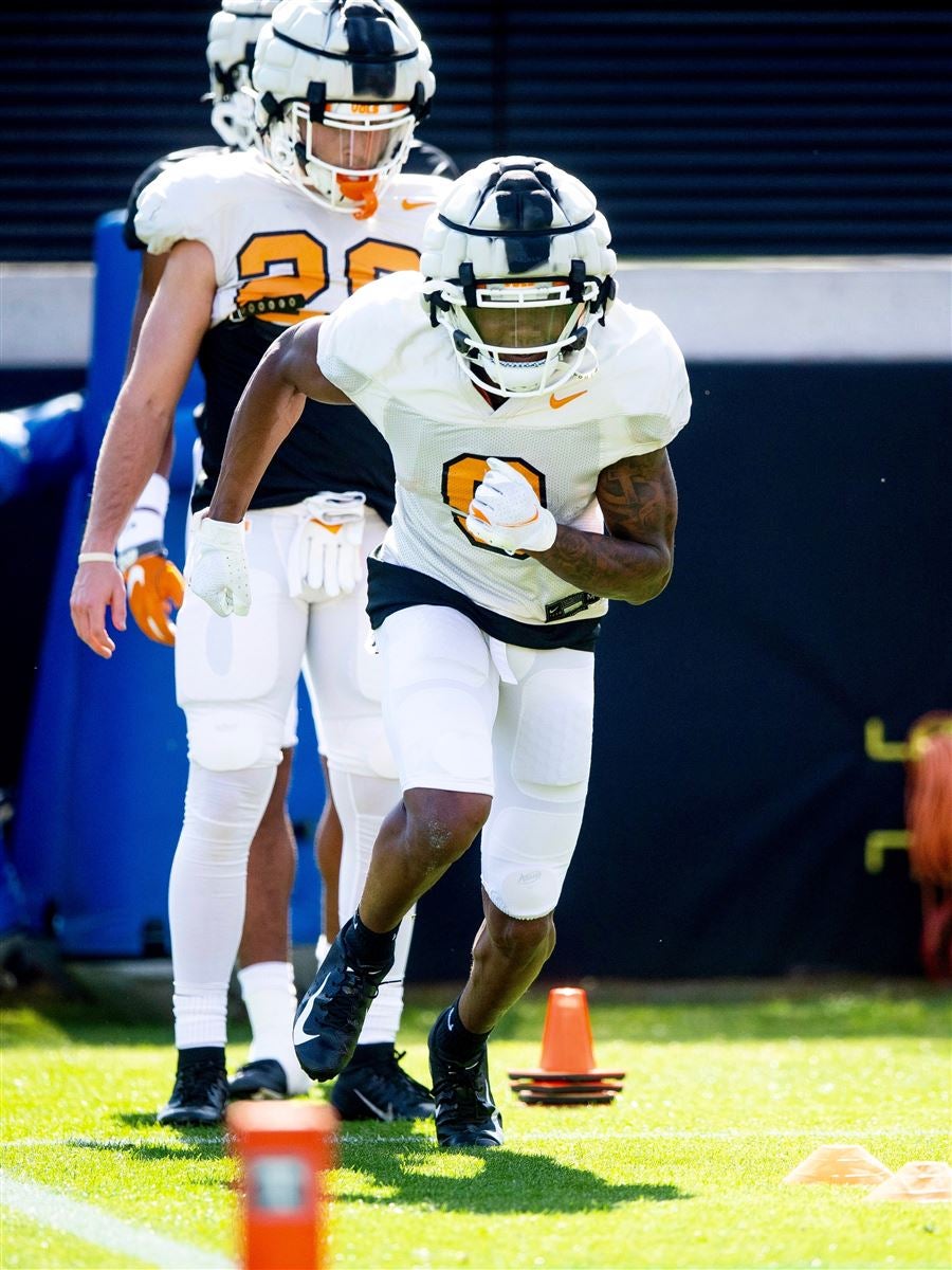 WR Calloway using 'right approach' to start strong this spring