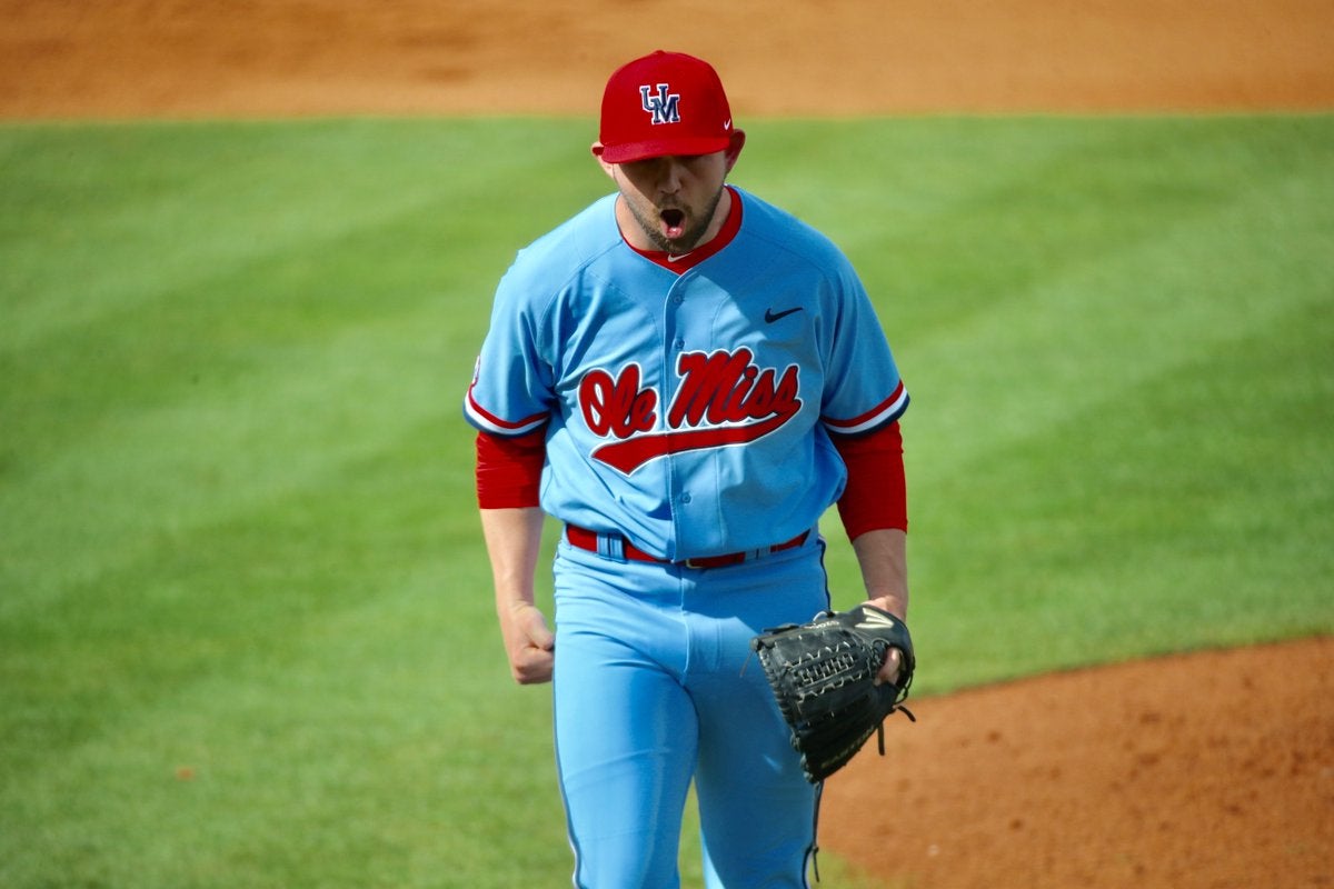 Rebels Complete Sweep of UAB, Win 2-1 in Pitchers' Duel