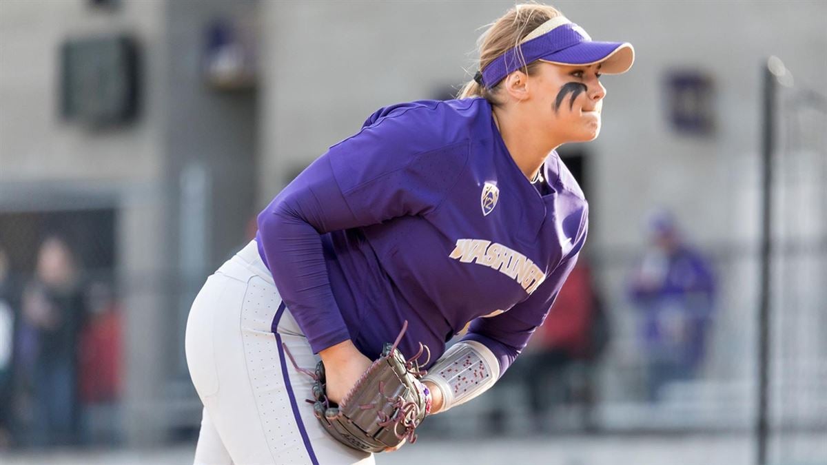 Alvelo Fans 16 to Lead UW to WCWS Semifinal