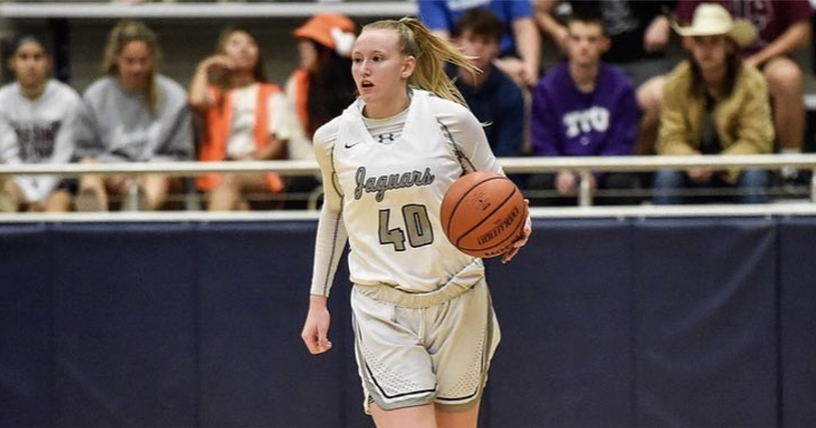 BREAKING: 4-star forward Maddie Cox commits to NC State