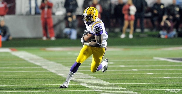 Giants sign Kadron Boone