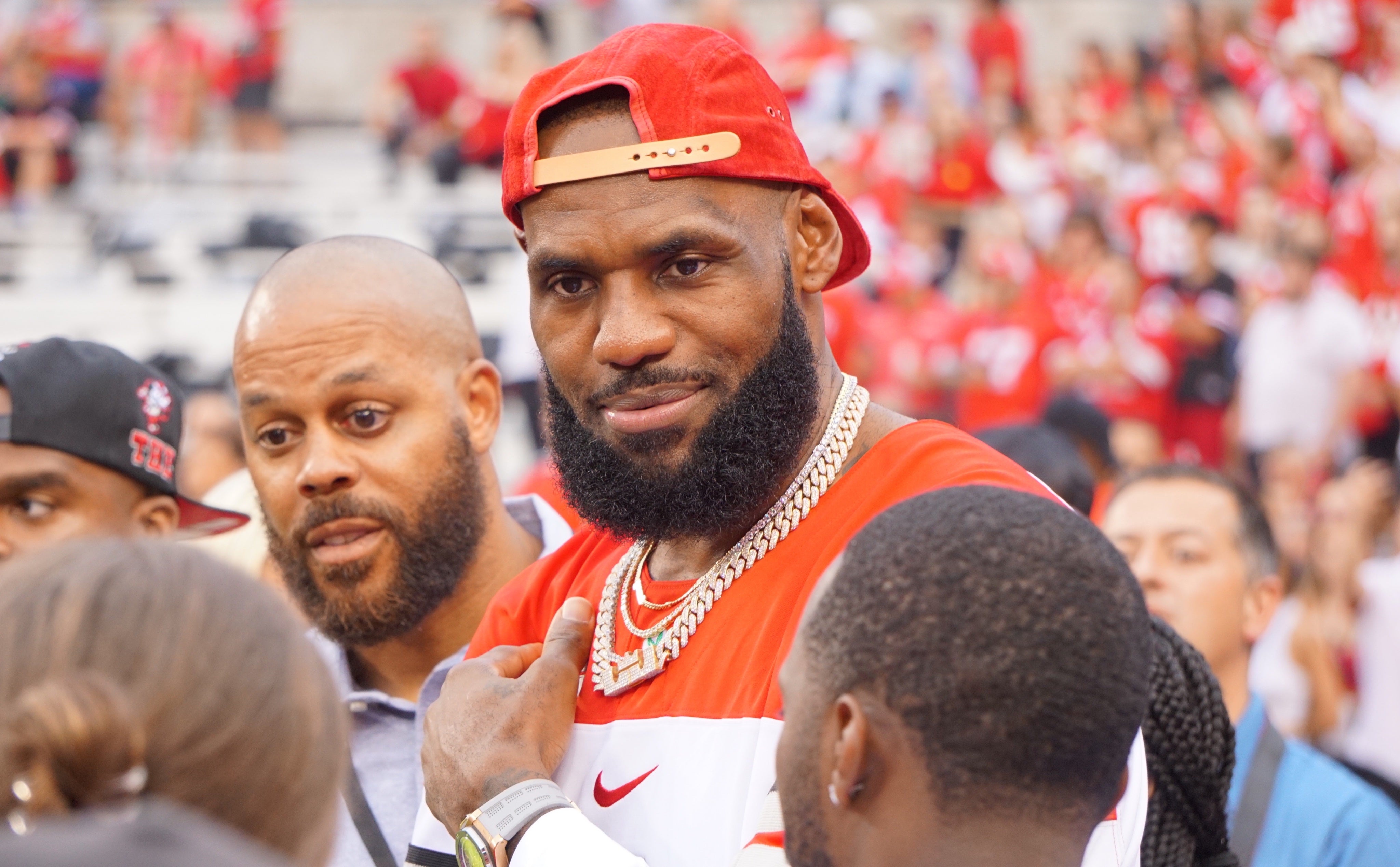 Kurelic: Just what the doctor ordered; 5-star DE’s; LeBron and ...