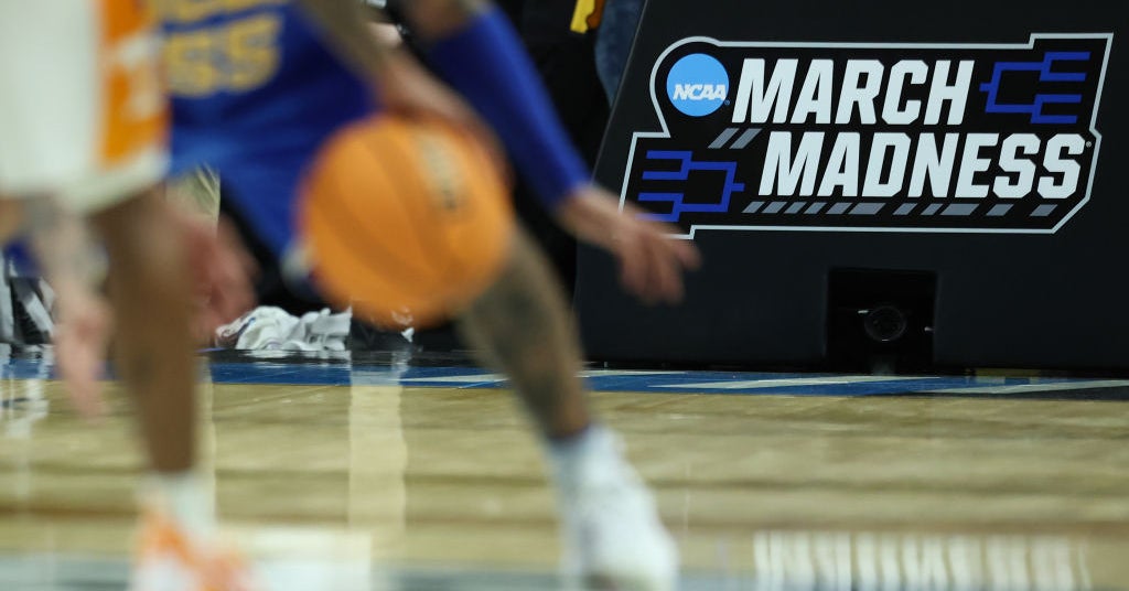 Transfer portal: College basketball NIL budgets reach $10 million as ...