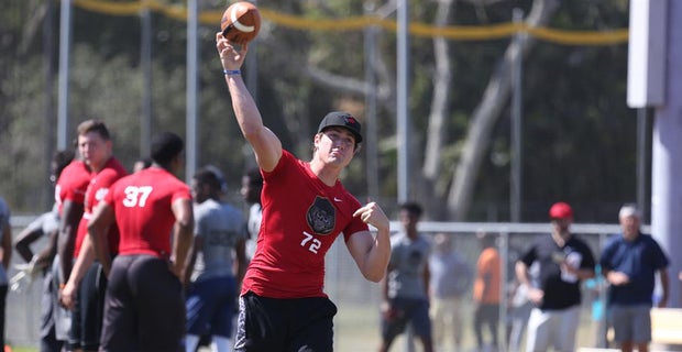 QB Weldon Visiting Miami