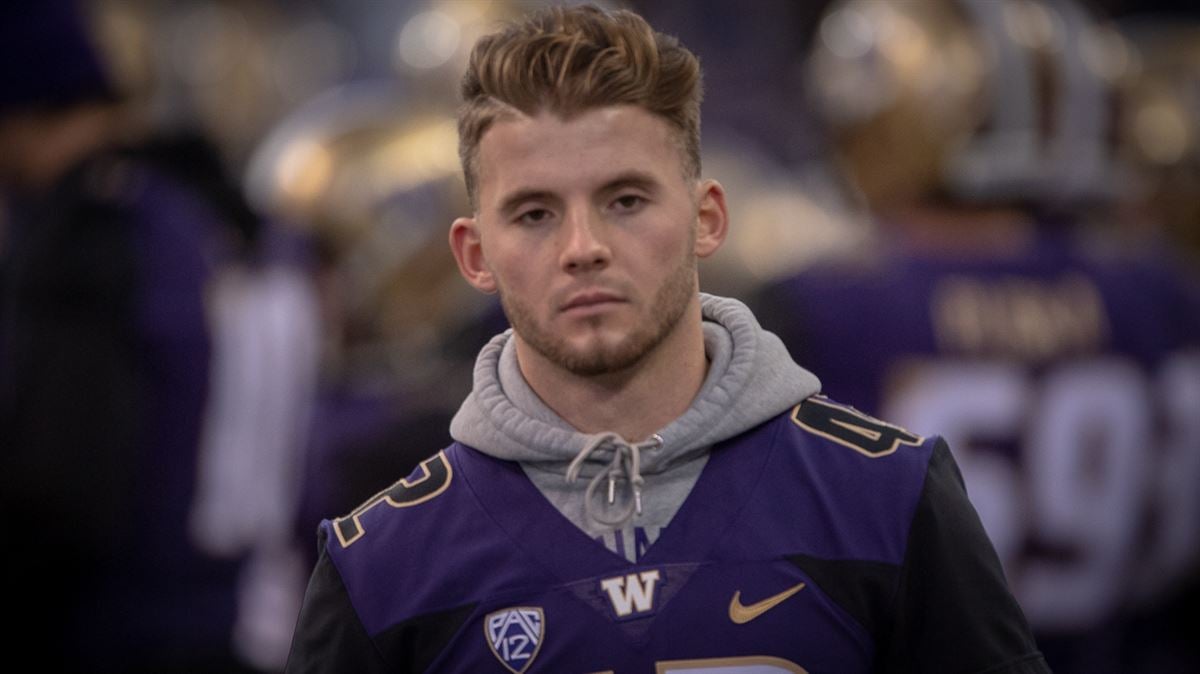 Husky specialist Van Soderberg enters Transfer Portal