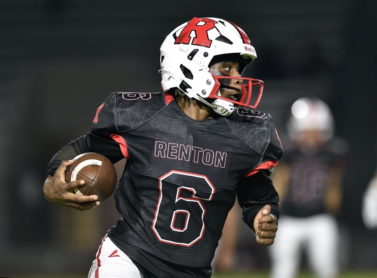 PHOTO GALLERY: Lynden Christian Defeats Renton