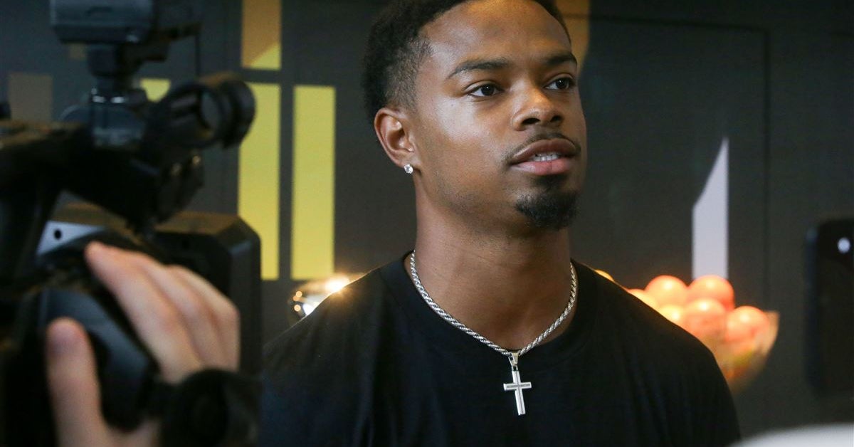 'Coach (Tim) Lester is awesome': WR Jacob Gill excited about ...