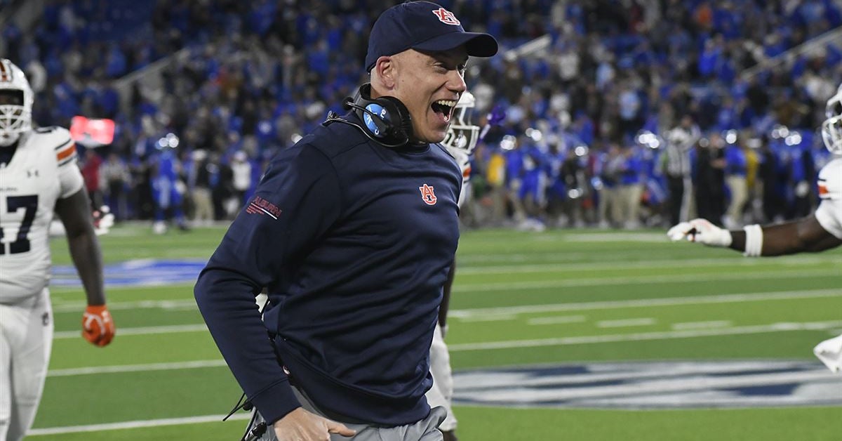 Auburn looks to take the next step in year two of Durkin's defense