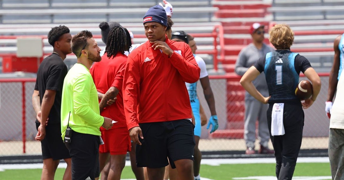 '27 O-lineman Mark Matthews talks Lincoln visit, and having a prove-it ...