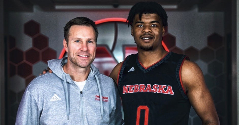 Derrick Walker announces transfer to Nebraska