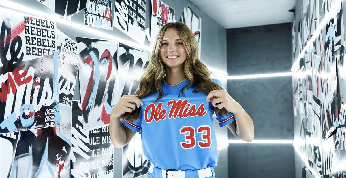 Catcher/ first baseman Morgan Bragg gives Jamie Trachsel, Ehren ...
