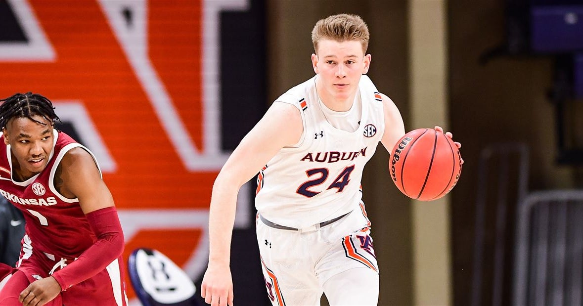 Auburn guard Justin Powell 'day-to-day' after head injury