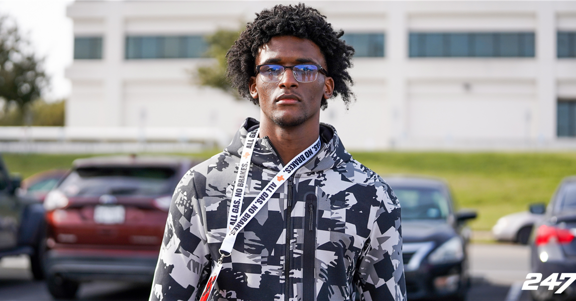 Three official visits for Top 150 edge-rusher Chad Woodfork