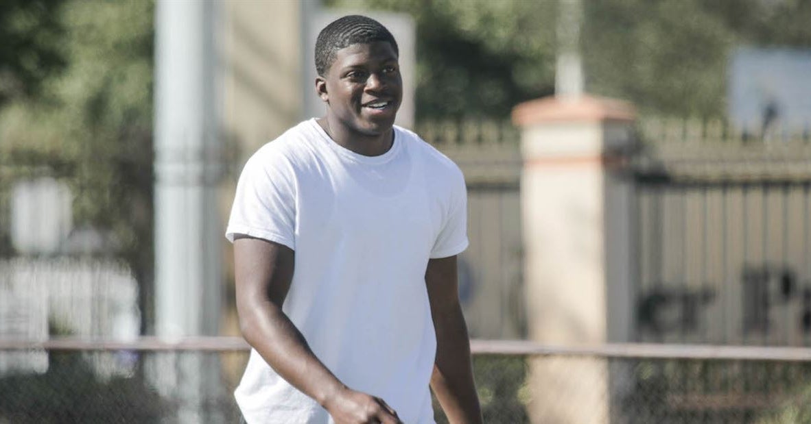 2022 DB Alfonzo Allen building relationships with coaches