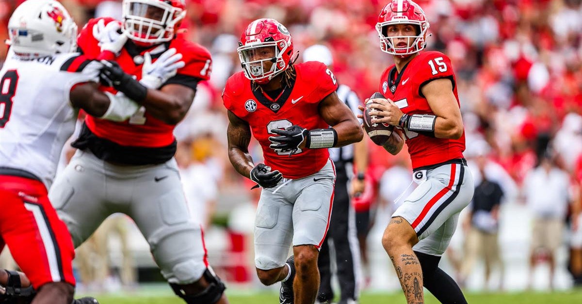 PHOTOS: Georgia football takes care of business in Week 2 win over Ball ...