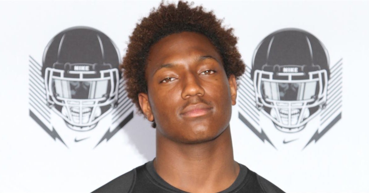 Cerritos, CA LB Darian Green thrilled to commit to UMass