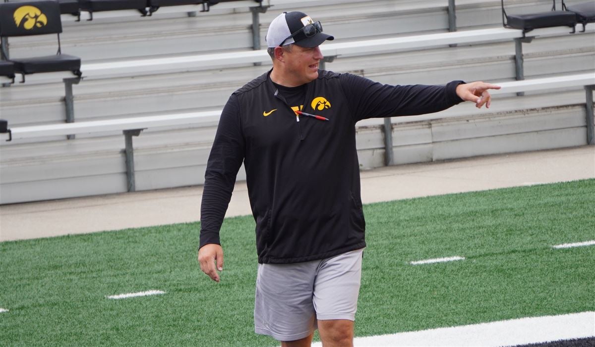 VIP: Three thoughts on Iowa offensive coordinator Brian Ferentz's ...