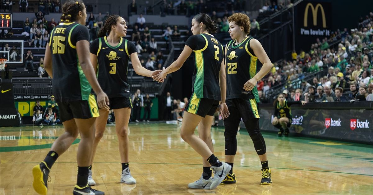 More balanced offense and fierce defense helps Ducks to crucial victory ...