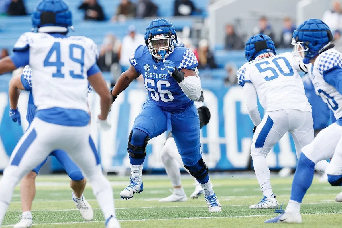 Kentucky offensive lineman Deondre Buford transfers to Cincinnati over ...