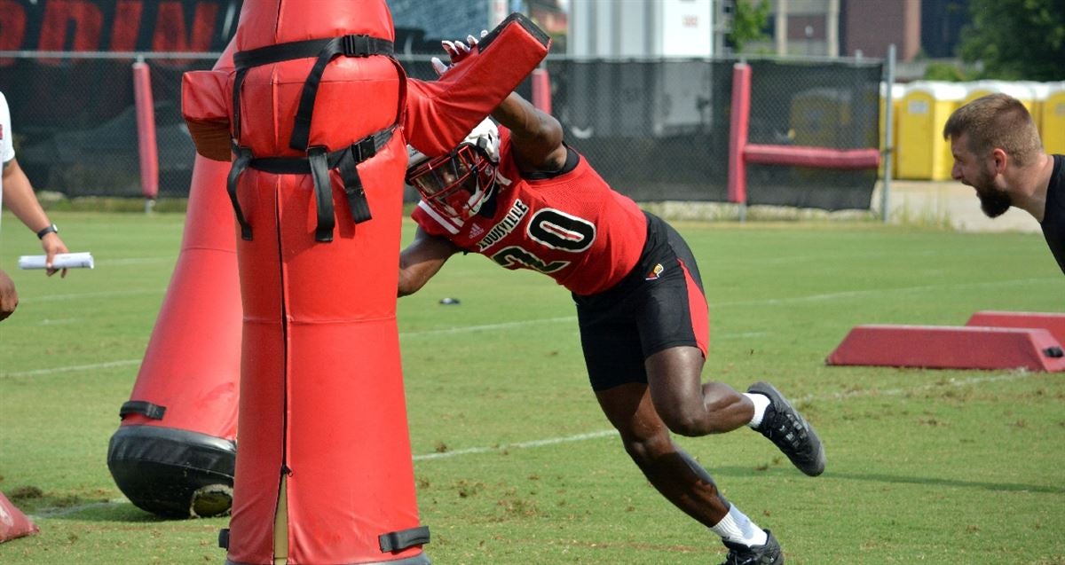 Louisville DL Victoine Brown has entered the transfer portal