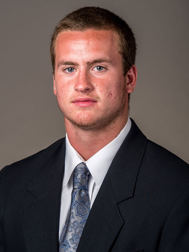 Carter Henderson, Duquesne, Linebacker