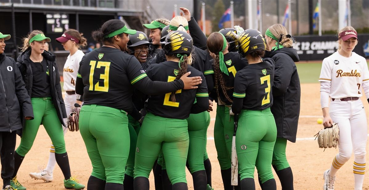 Oregon rebounds from Auburn loss with ranked win over Texas A&M at Mary ...