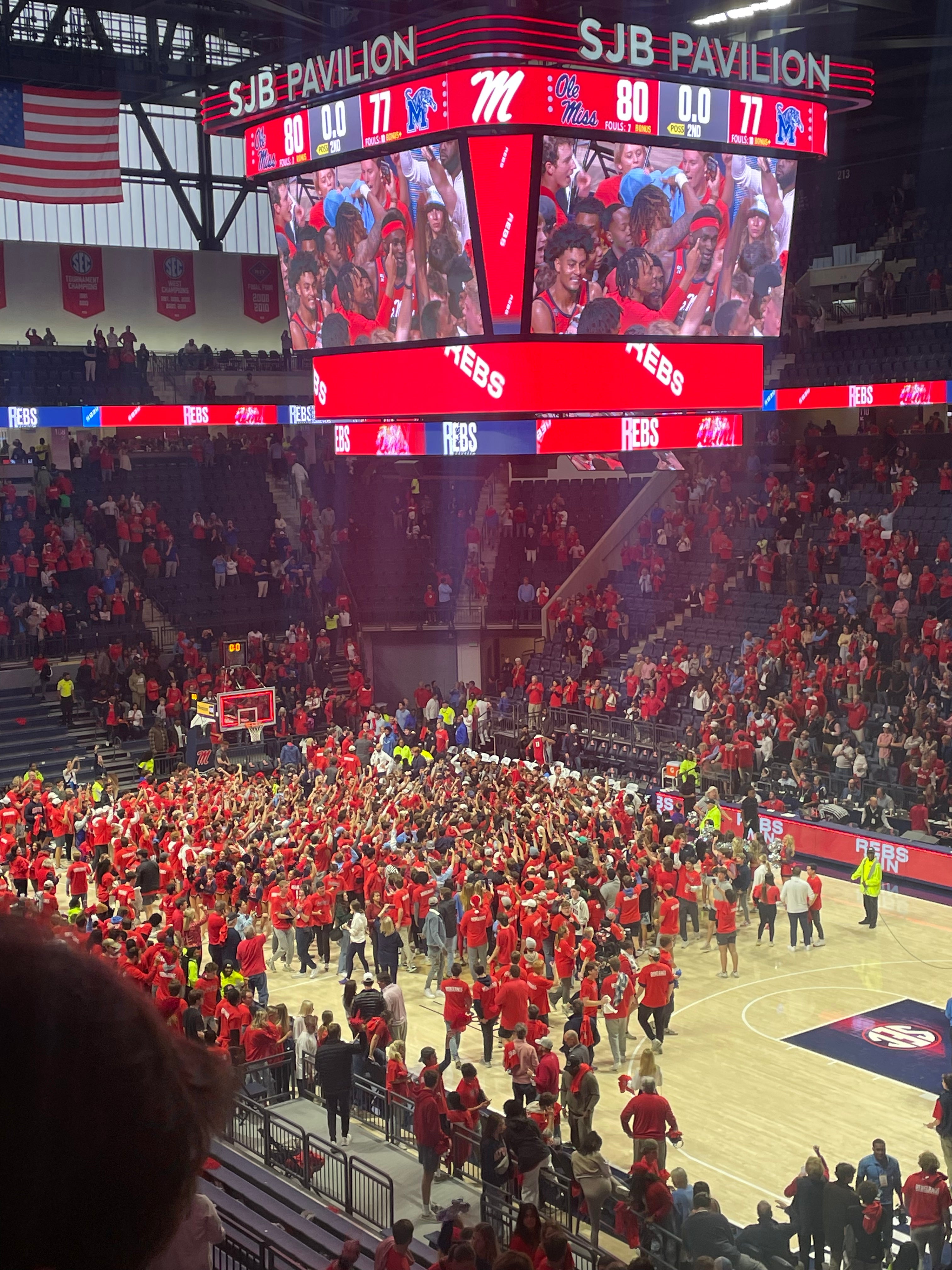 Rebels defeat Memphis 80-77