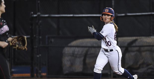 Carlee Wallace announces transfer destination