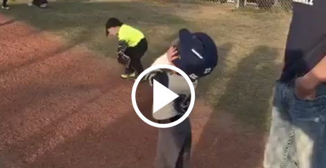 Tee-ball player gets on base, displays showstopping dance moves