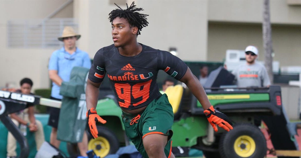 LB Jennings Jr. Signs Grant-In-Aid With Miami