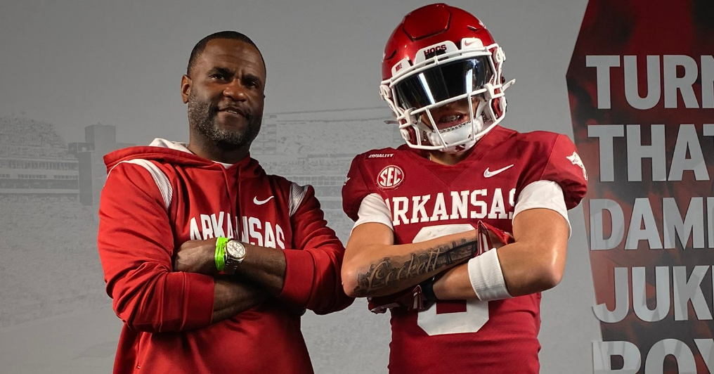 Tay Lockett commits to Arkansas