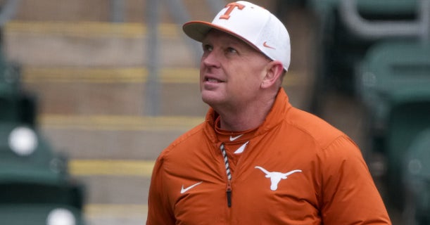 Texas baseball coach Jim Schlossnagle looking to define more roles as ...