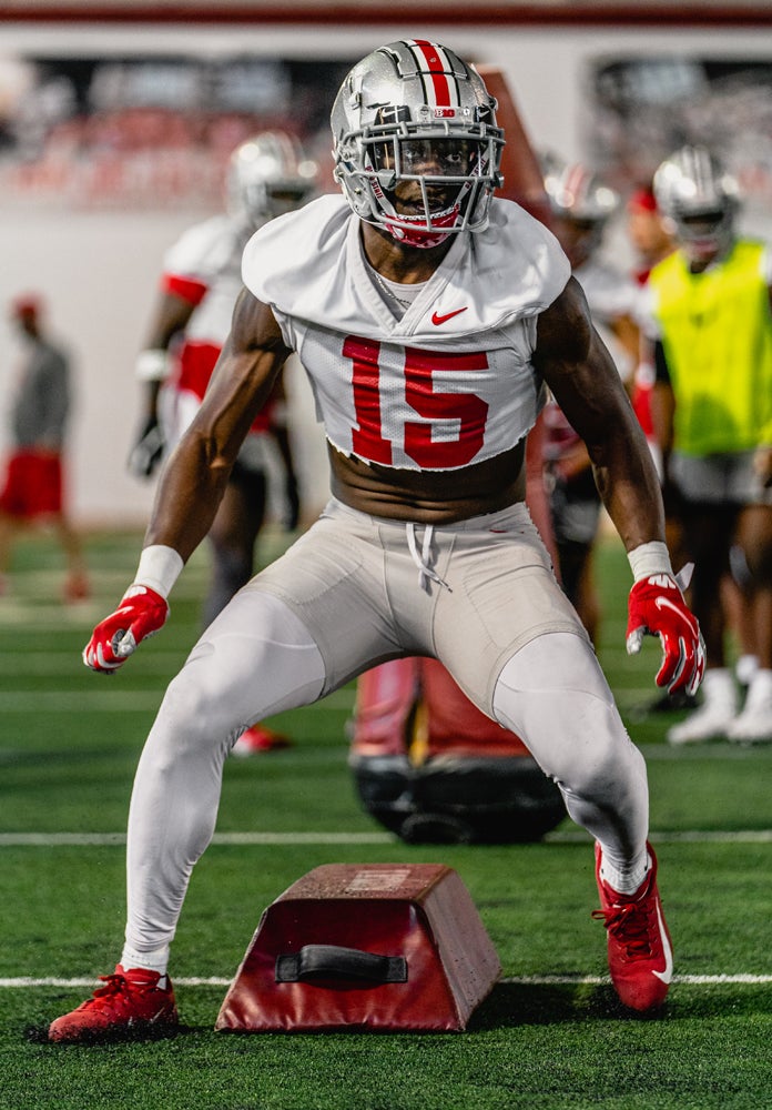 Sights and Sounds: Running backs, linebackers putting in the work