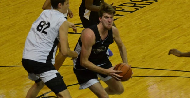 Louisville in the final 10 for Texas prospect Drew Timme