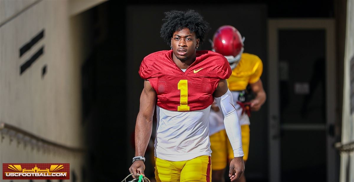 Zachariah Branch shines bright in USC season opener against San Jose State