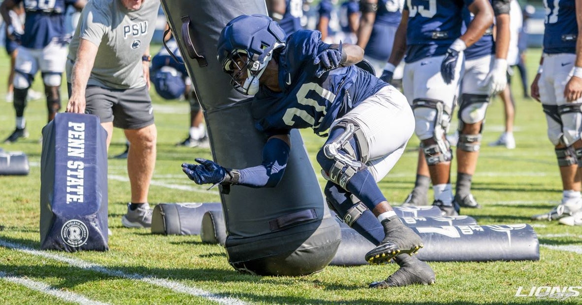 2 young Penn State defensive ends enter transfer portal
