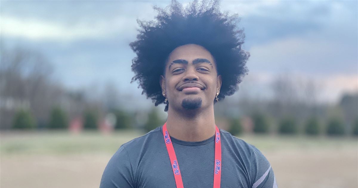 DL Demarcus Smith talks Ole Miss offer