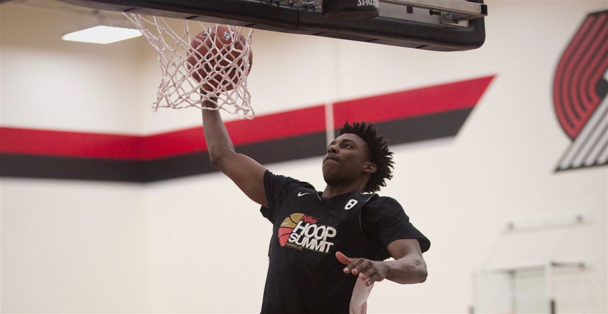 Wake Forest freshman Jaylen Hoard Named to Erving Watch List