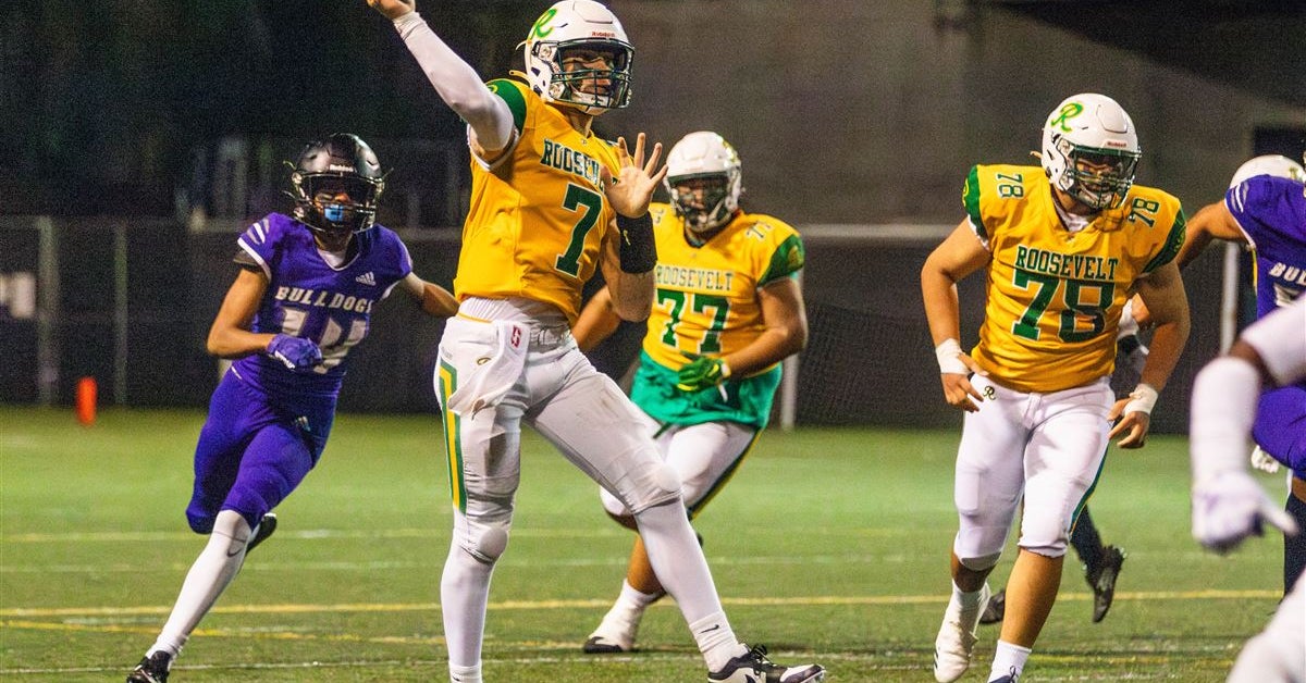 2025 Roosevelt QB Dalton Anderson amidst breakout season