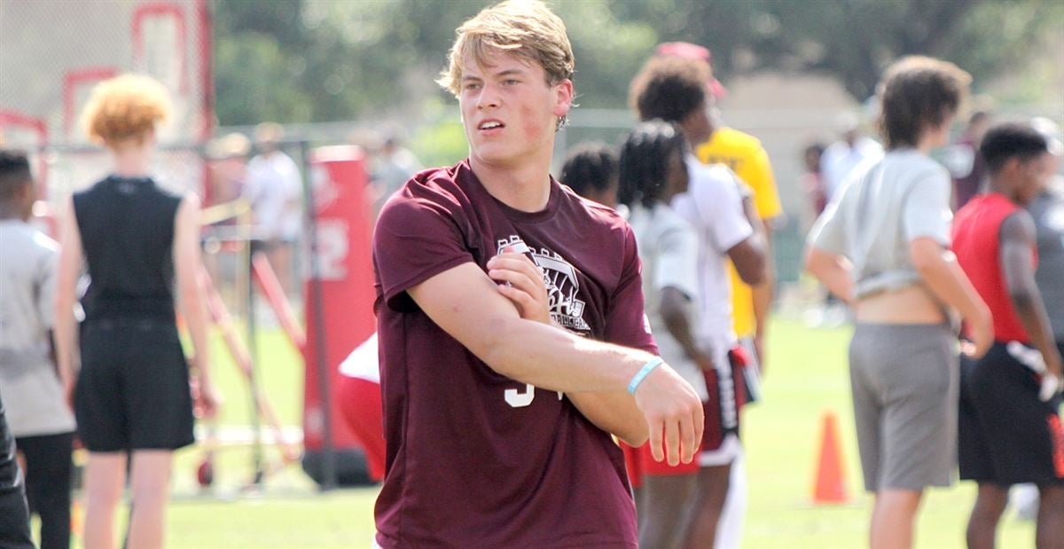 2025 St. Louis QB Dillon Duff earns a Minnesota offer at camp