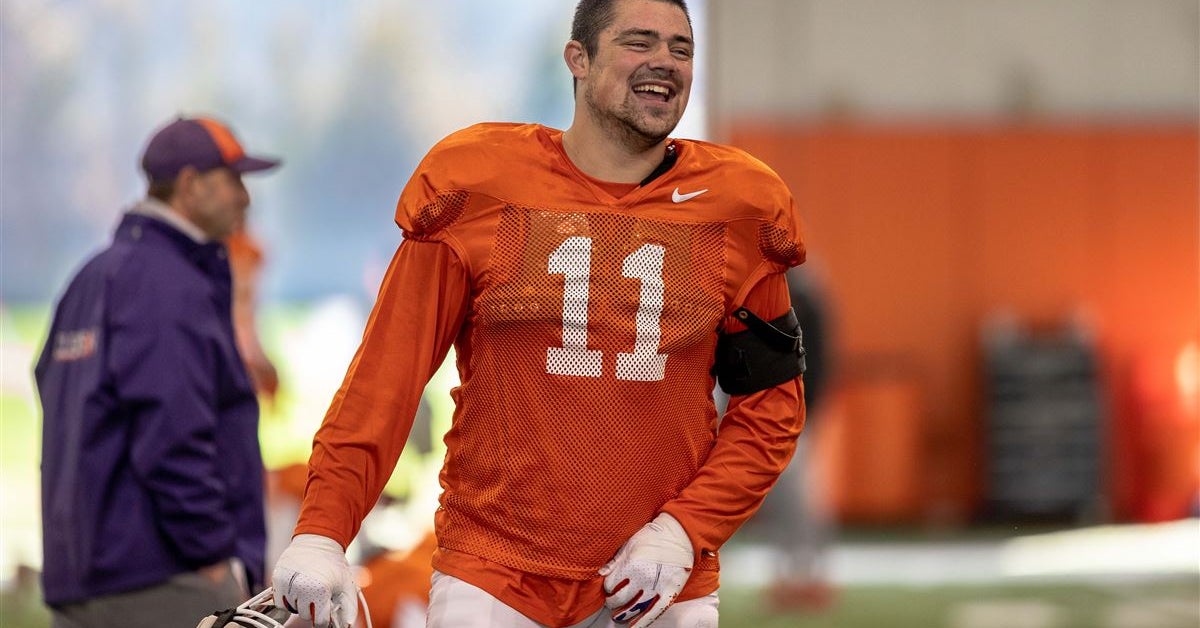 Murphy, Bresee selected back-to-back in first round of NFL Draft
