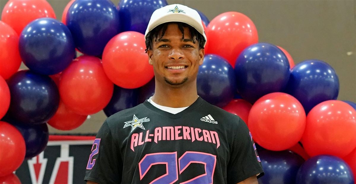 Top247 WR Darrius Clemons has deep ties to Miami