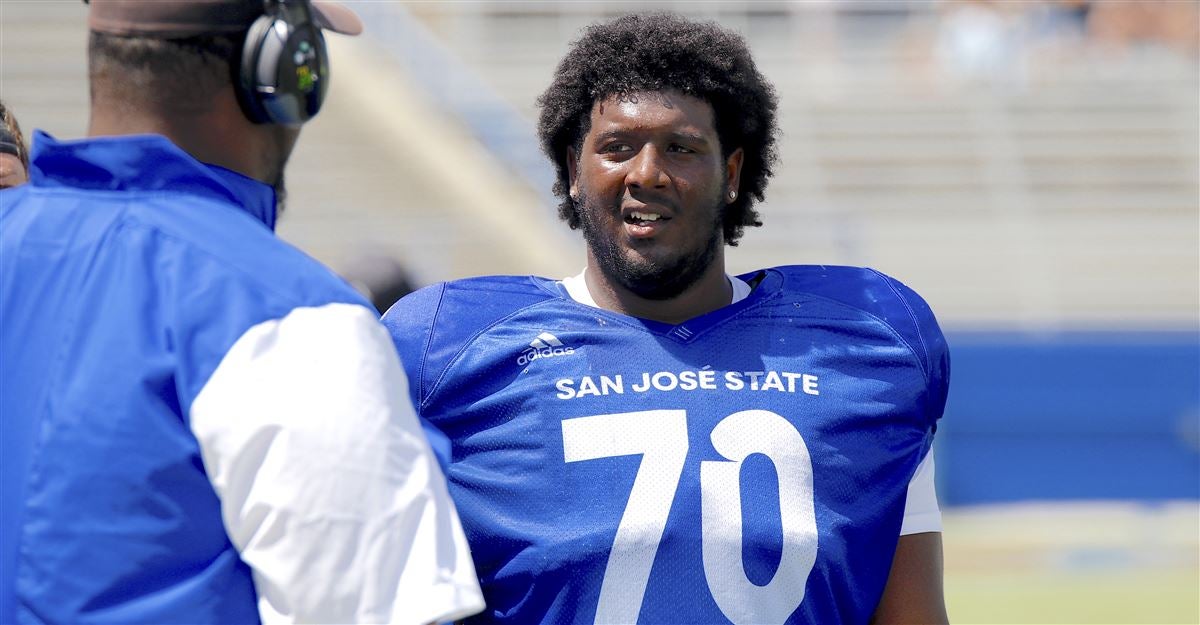SJSU Lineman Malik Williams set to replace Carmona in bowl game