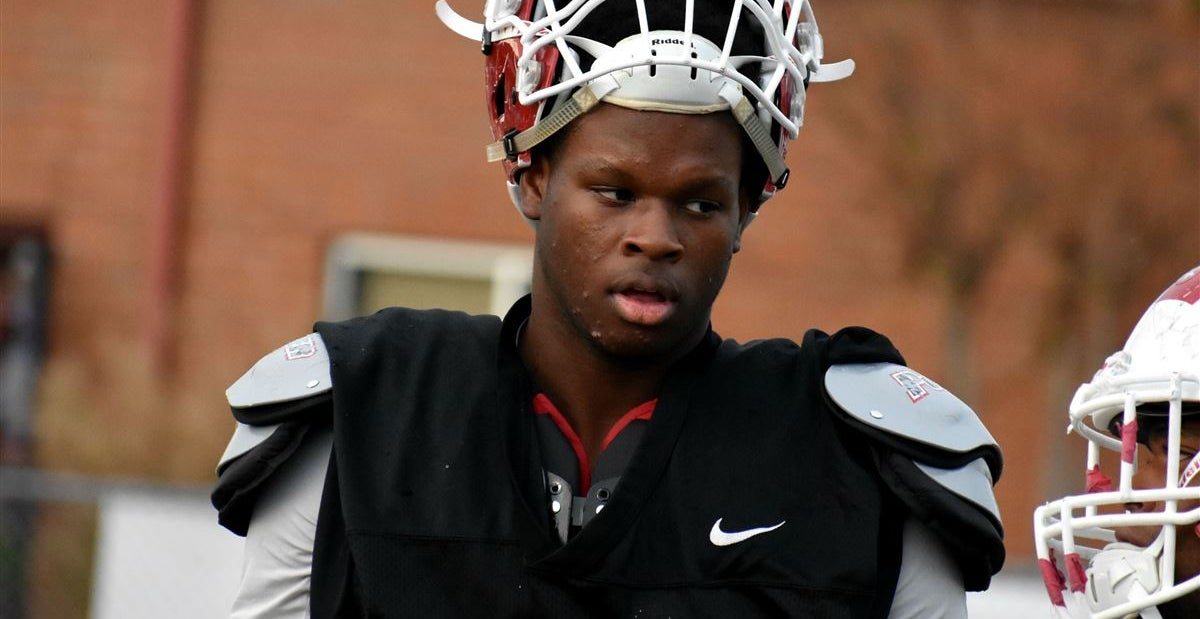 5-star Myles Murphy will soon return to Clemson