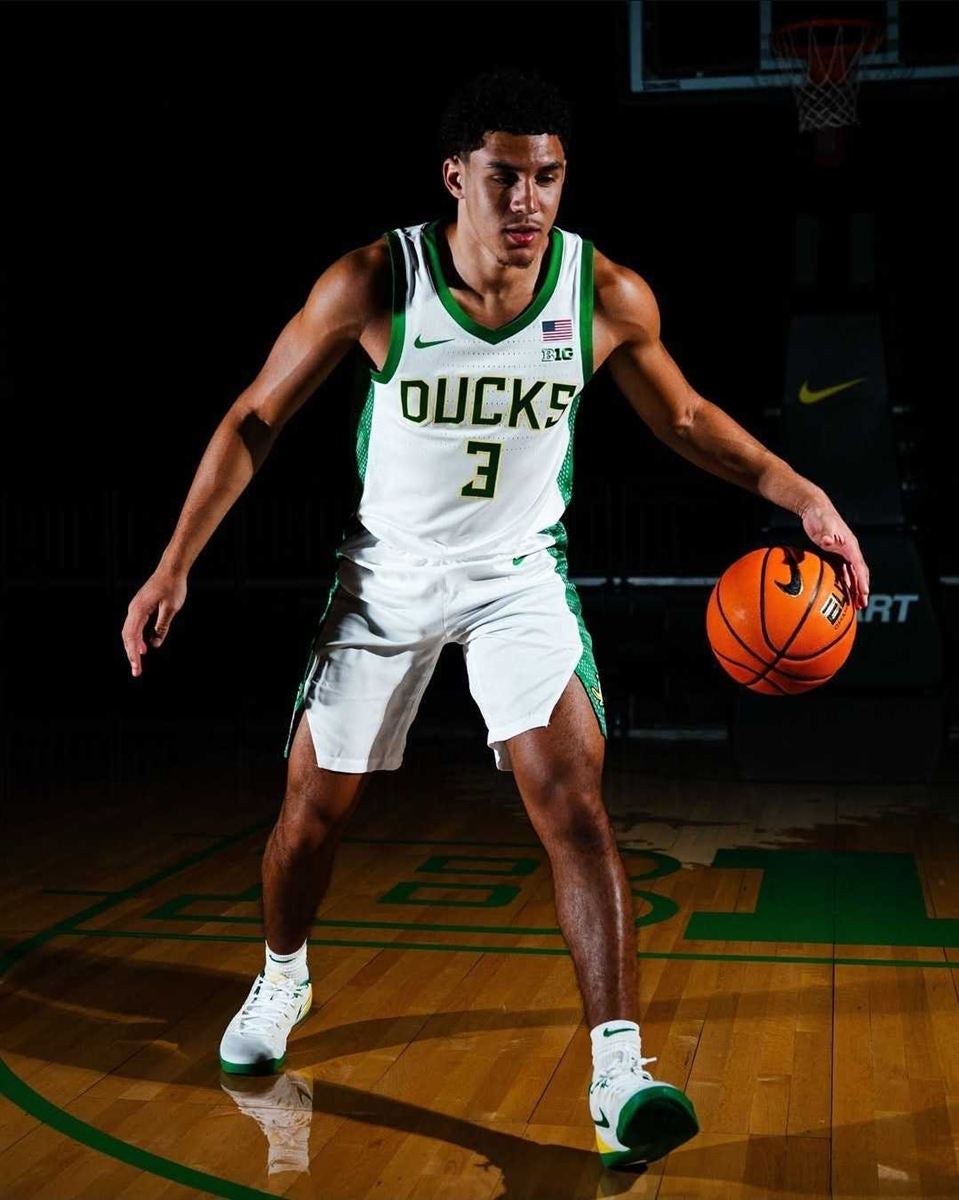 First Look: Oregon basketball teases new uniforms ahead of the 2025-26 ...