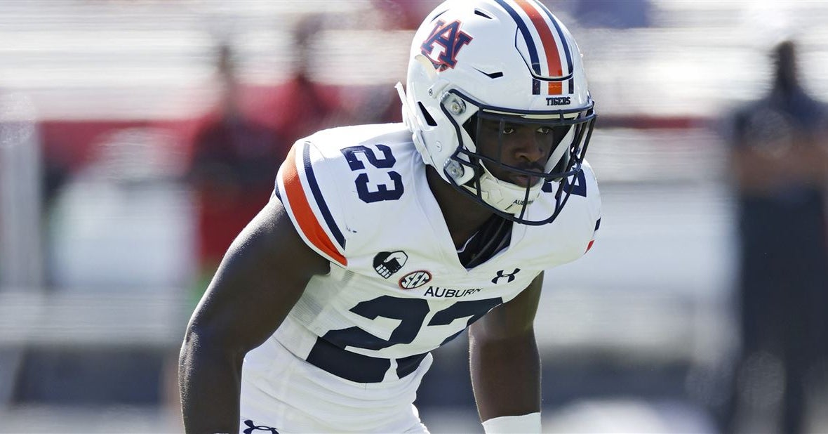 Playng like a pro: McCreary shines in Auburn secondary