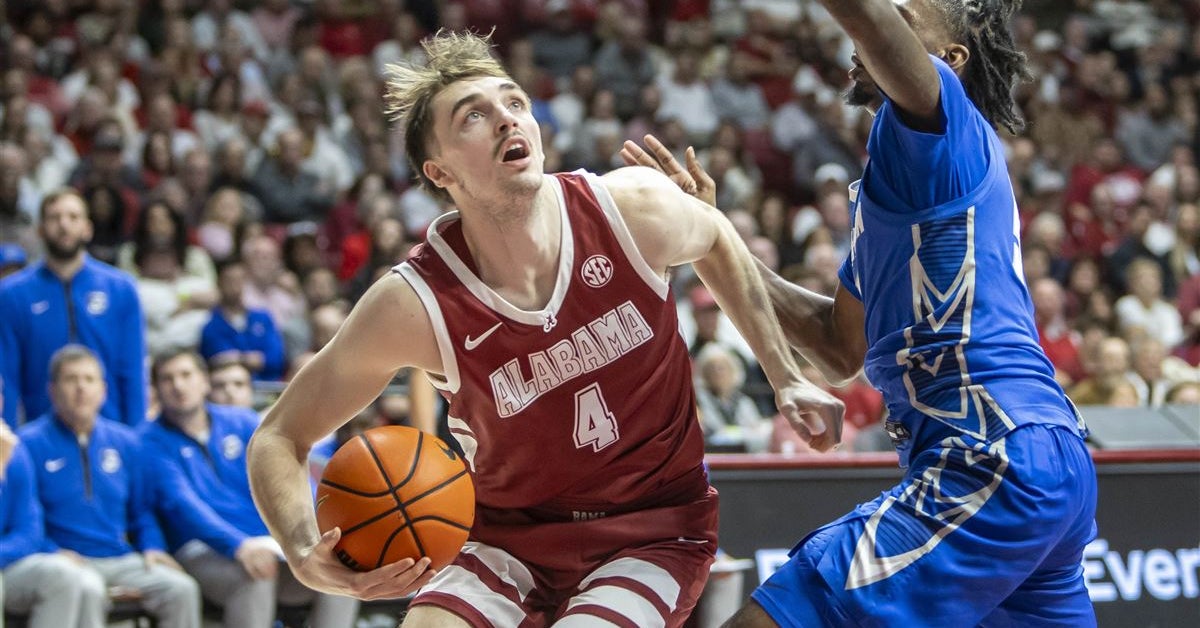 Alabama men's basketball rises in poll before trip to North Dakota